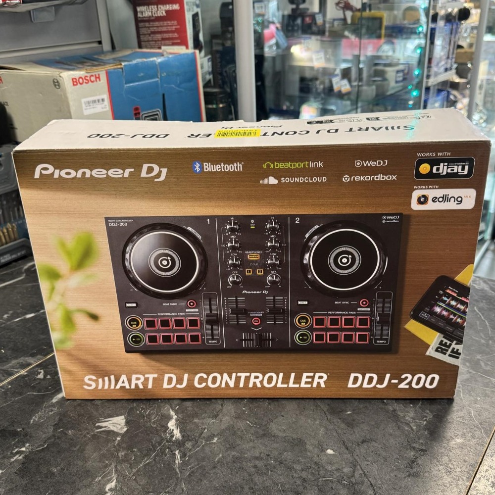 Pre-owned Pioneer DDJ-200 2-Channel Double Deck DJ Controller - Own4Less